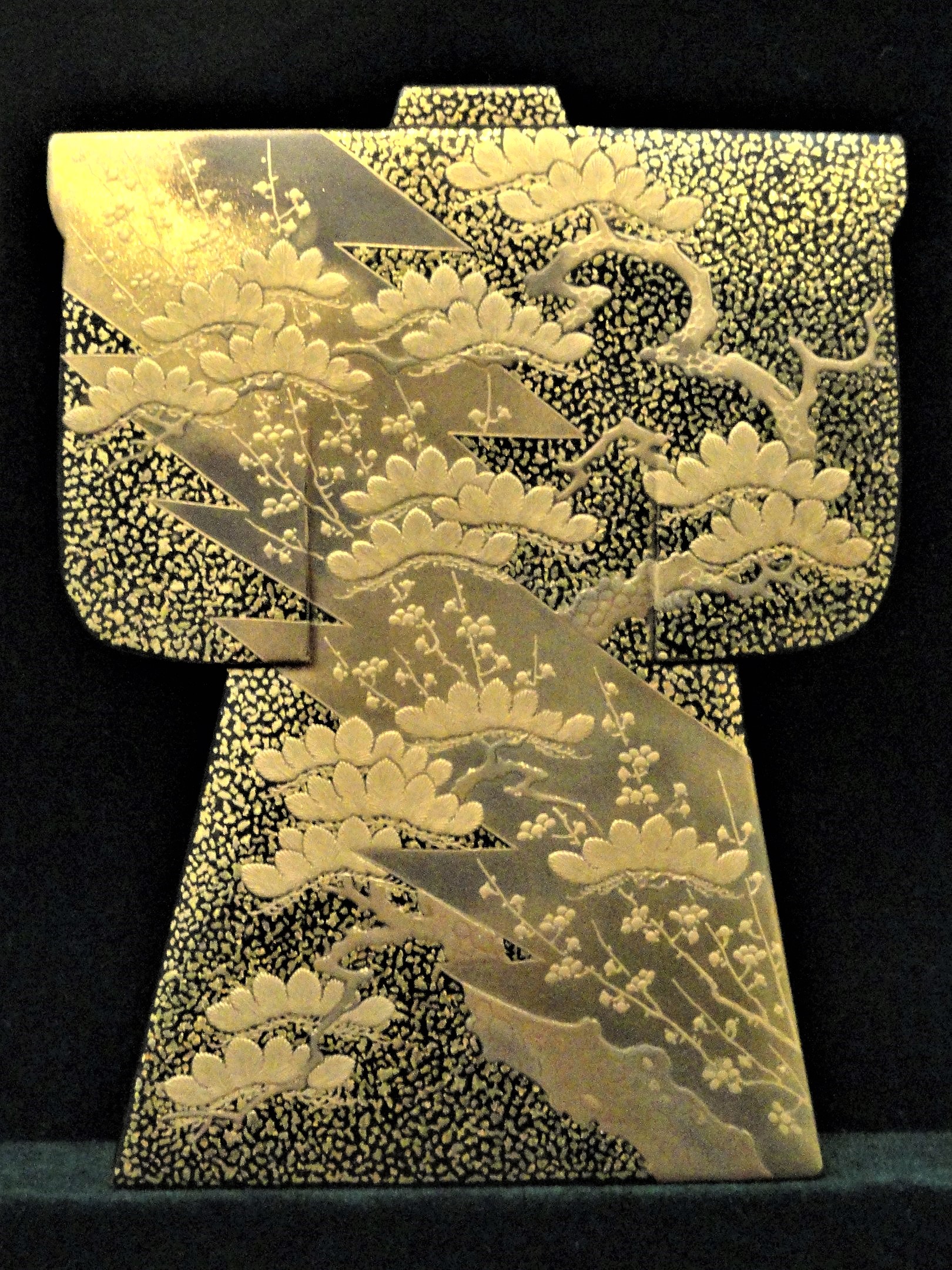 Maki-e – Sunday Evening Art Gallery